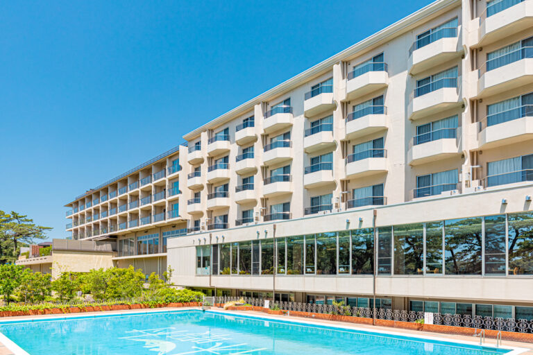KYUKAMURA HOTELS - National Park Resorts of Japan