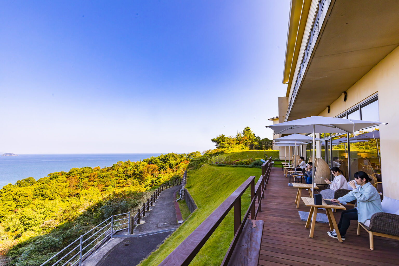 KYUKAMURA HOTELS - National Park Resorts of Japan